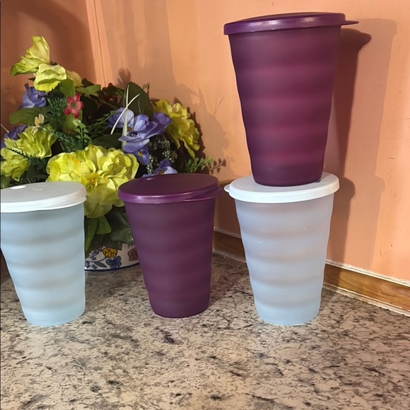 Tupperware | Dining | Set Of Purple And Blue Tupperware Cups With Lids ...